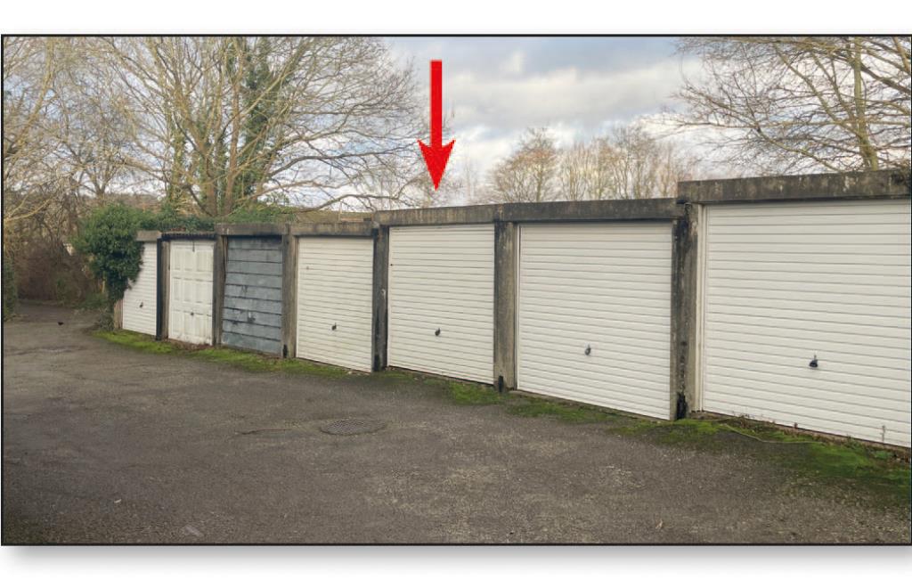 LOT - 103 AUCTION - 247 - SINGLE LOCK-UP GARAGE