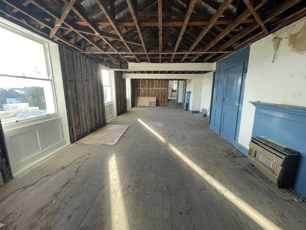 LOT - 101 AUCTION - 248 - PERIOD PROPERTY WITH PLANNING FOR SEVEN FLATS