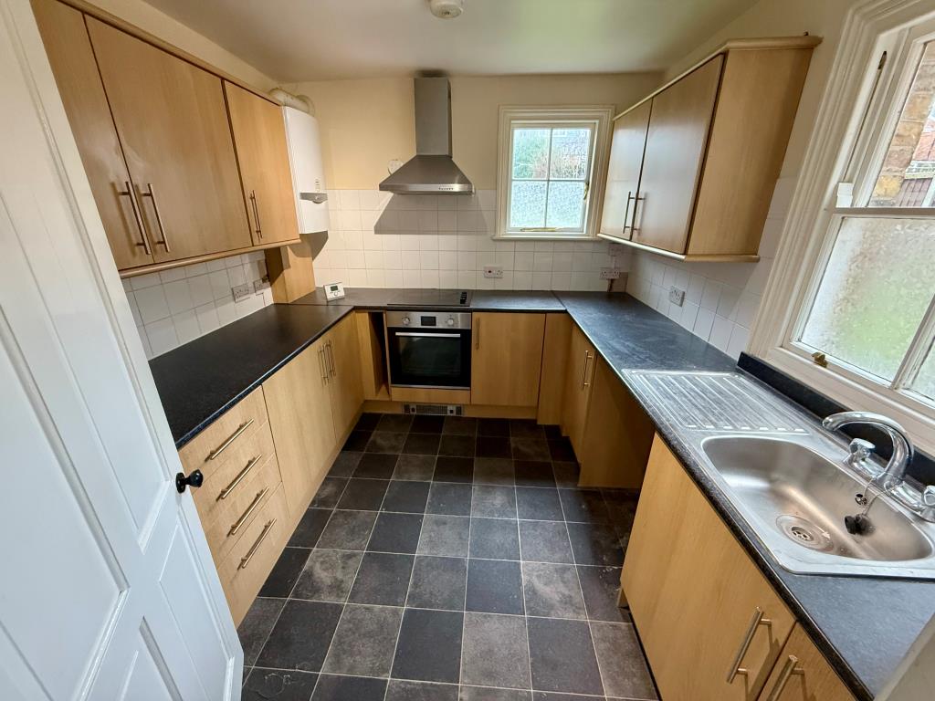 LOT - 64 AUCTION - 256 - FREEHOLD BLOCK OF FLATS