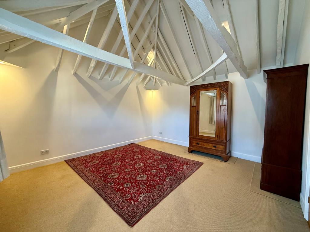 LOT - 123 AUCTION - 256 - WELL PRESENTED SEMI-DETACHED COTTAGE