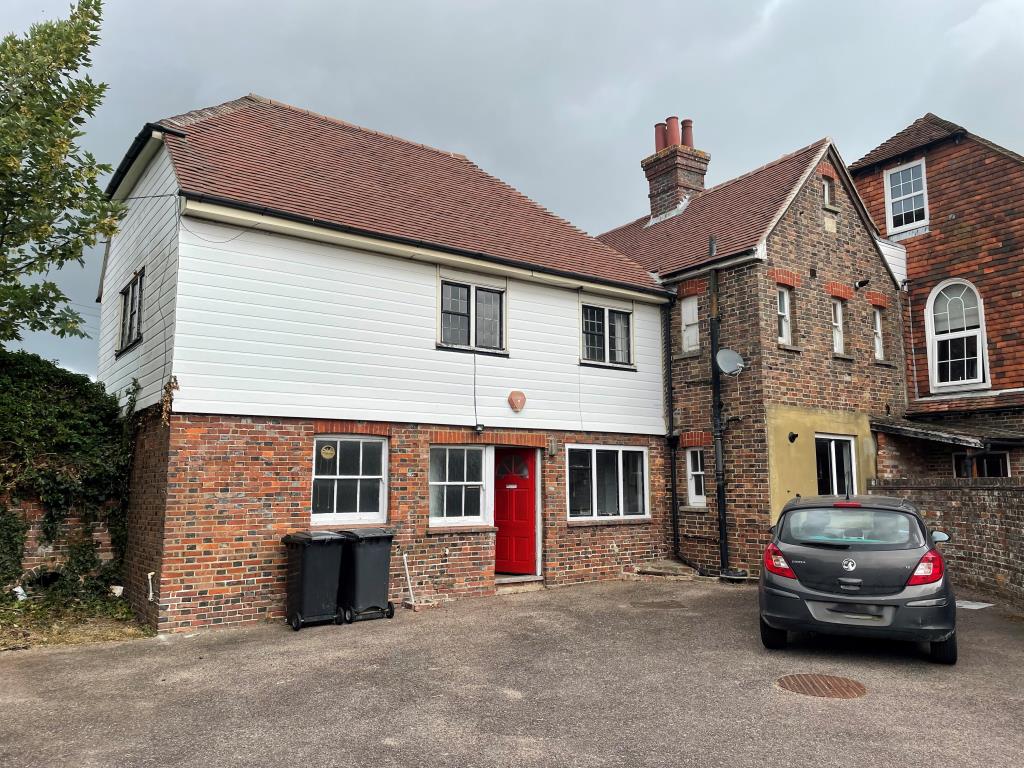 LOT - 52 AUCTION - 243 - FREEHOLD MIXED USE PREMISES WITH POTENTIAL